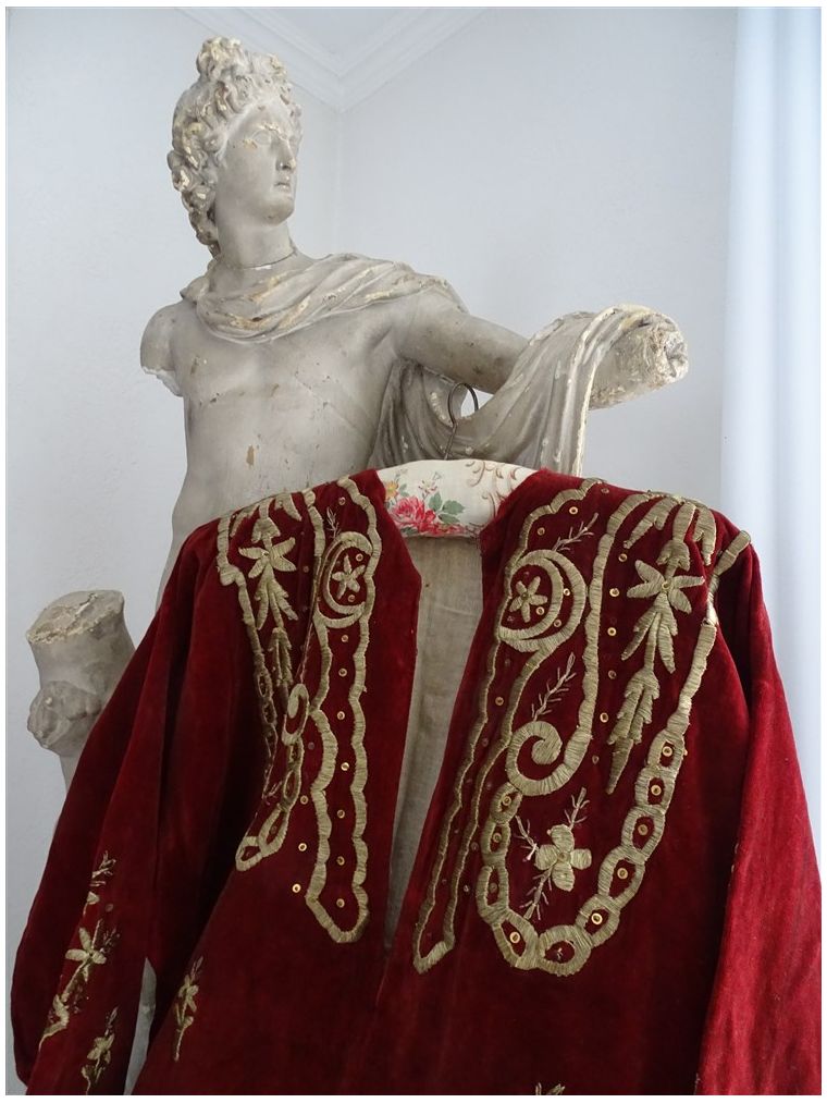 Art Ottoman Robe De Cérémonie En Velours De Soie Et Broderies ...